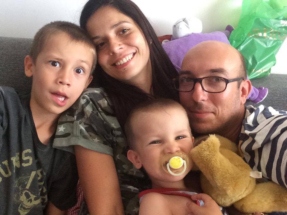 Tea Teodorescu, vocea feminina de la Morning ZU: o mamica super cool ...