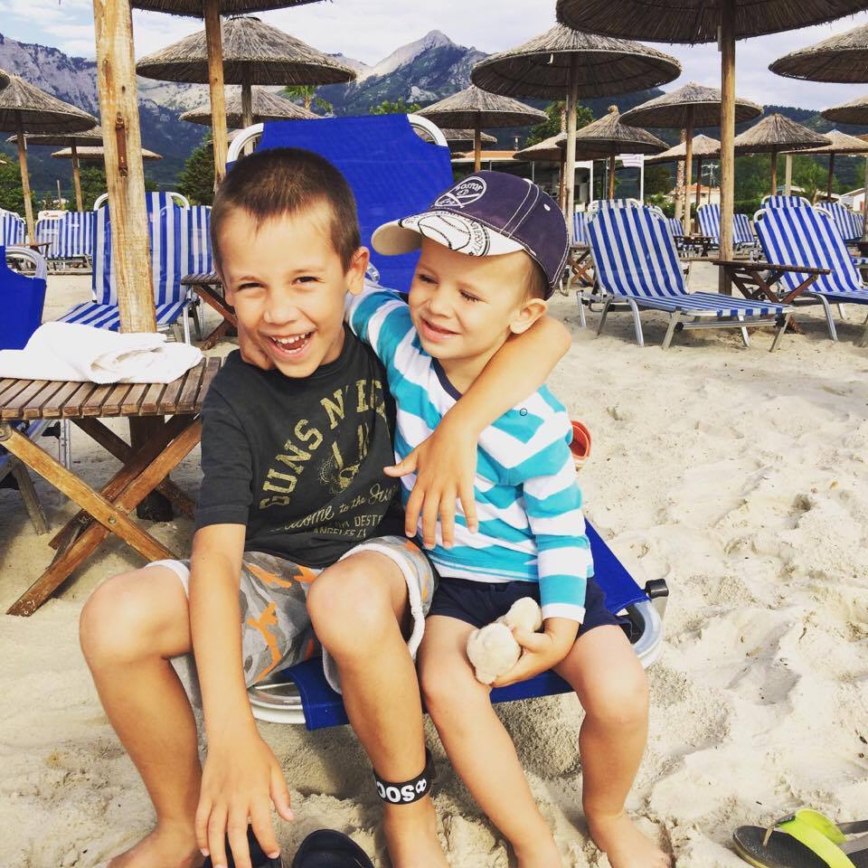 Tea Teodorescu, vocea feminina de la Morning ZU: o mamica super cool ...