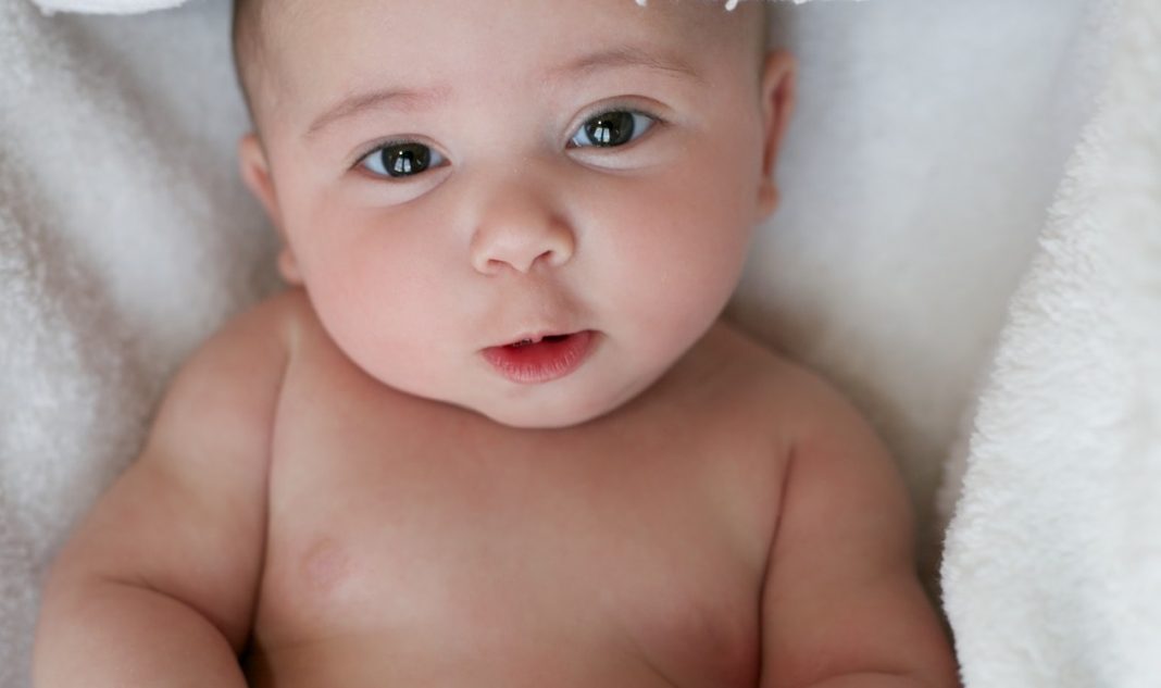 Decalotarea: da sau nu? Ce le-au recomandat medicii mamicilor de baieti ...