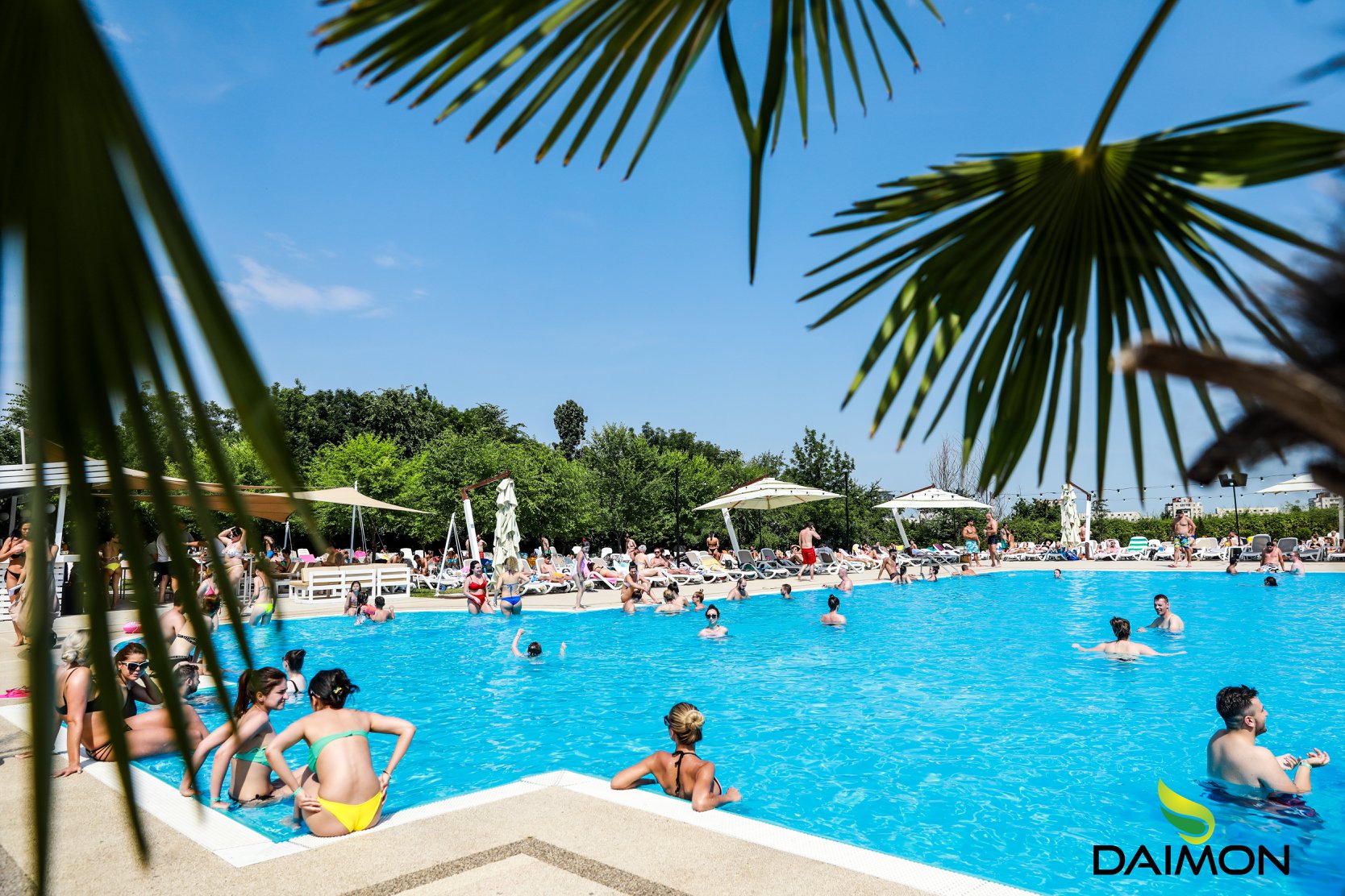 10 piscine in Bucuresti unde copiii au distractia garantata - Mama ...